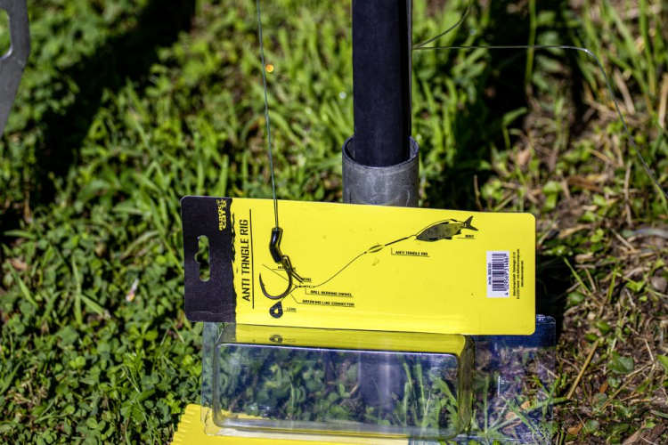 Hotový Návazec - BLACK CAT ANTI TANGLE RIG 2,00M